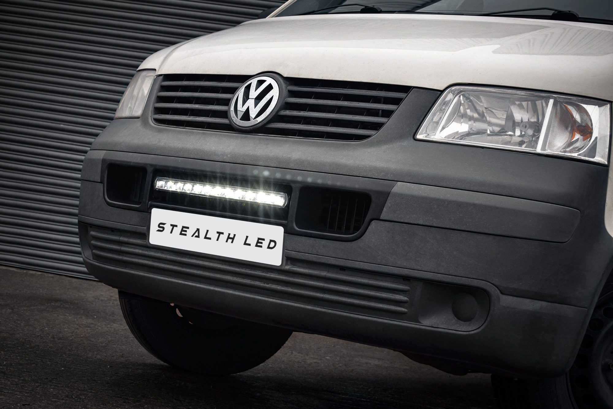 Stealth LED VW Transporter T5 2003-2008 20" Luminous LED Integration ...