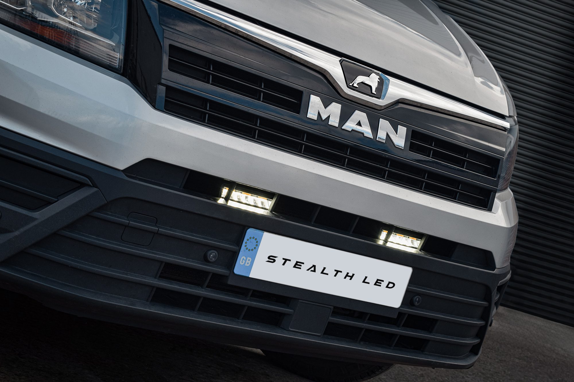Stealth LED MAN TGE 2017+ Twin 6" Luminous LED Integration Grille Kit ...